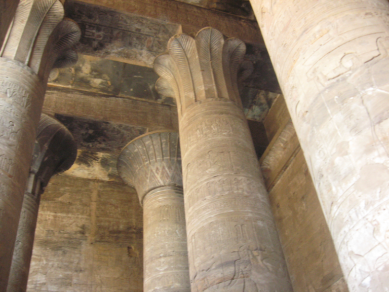 The Temples of Ancient Egypt - New Acropolis Library