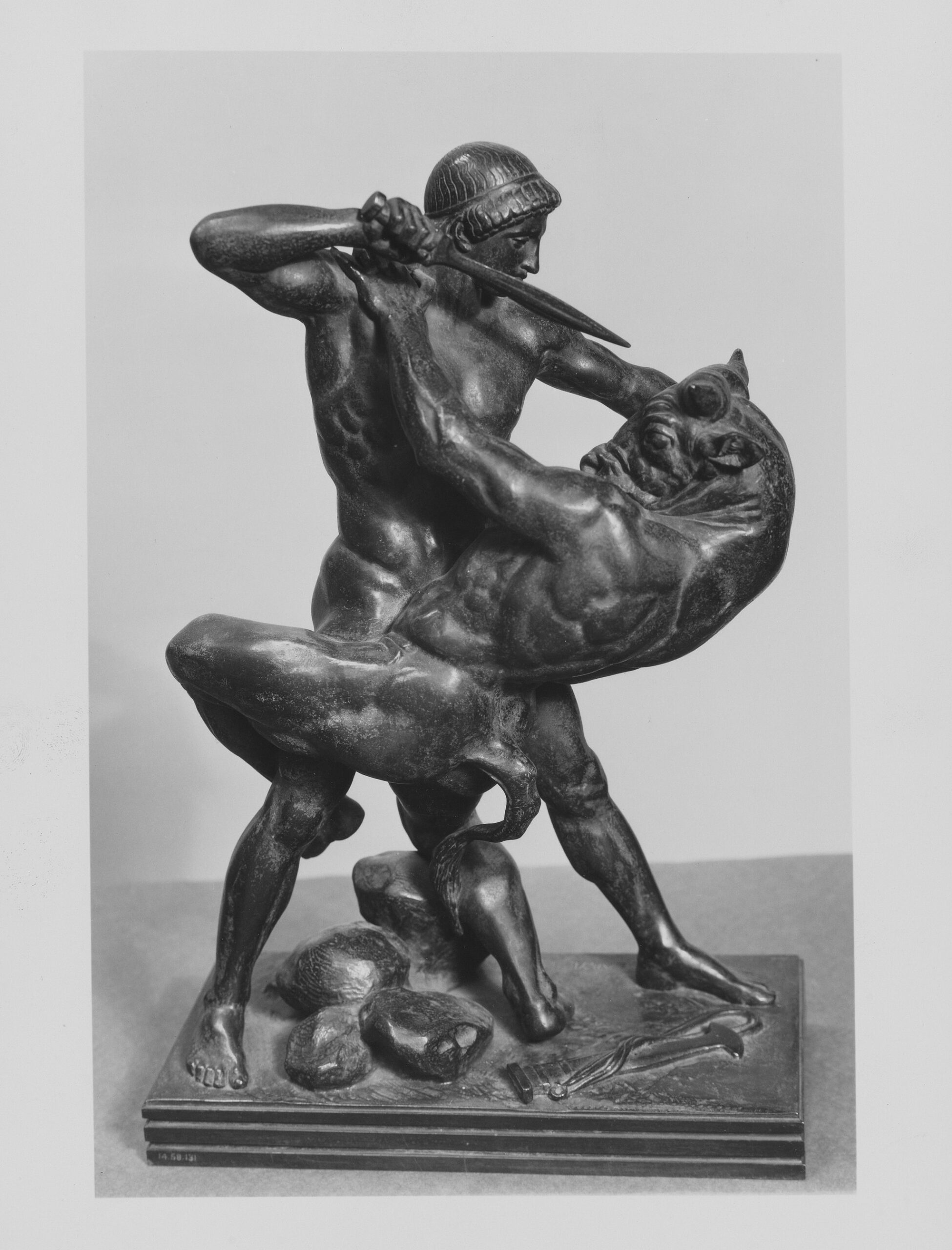 Theseus and the Minotaur: The Defining Human Image - New Acropolis Library